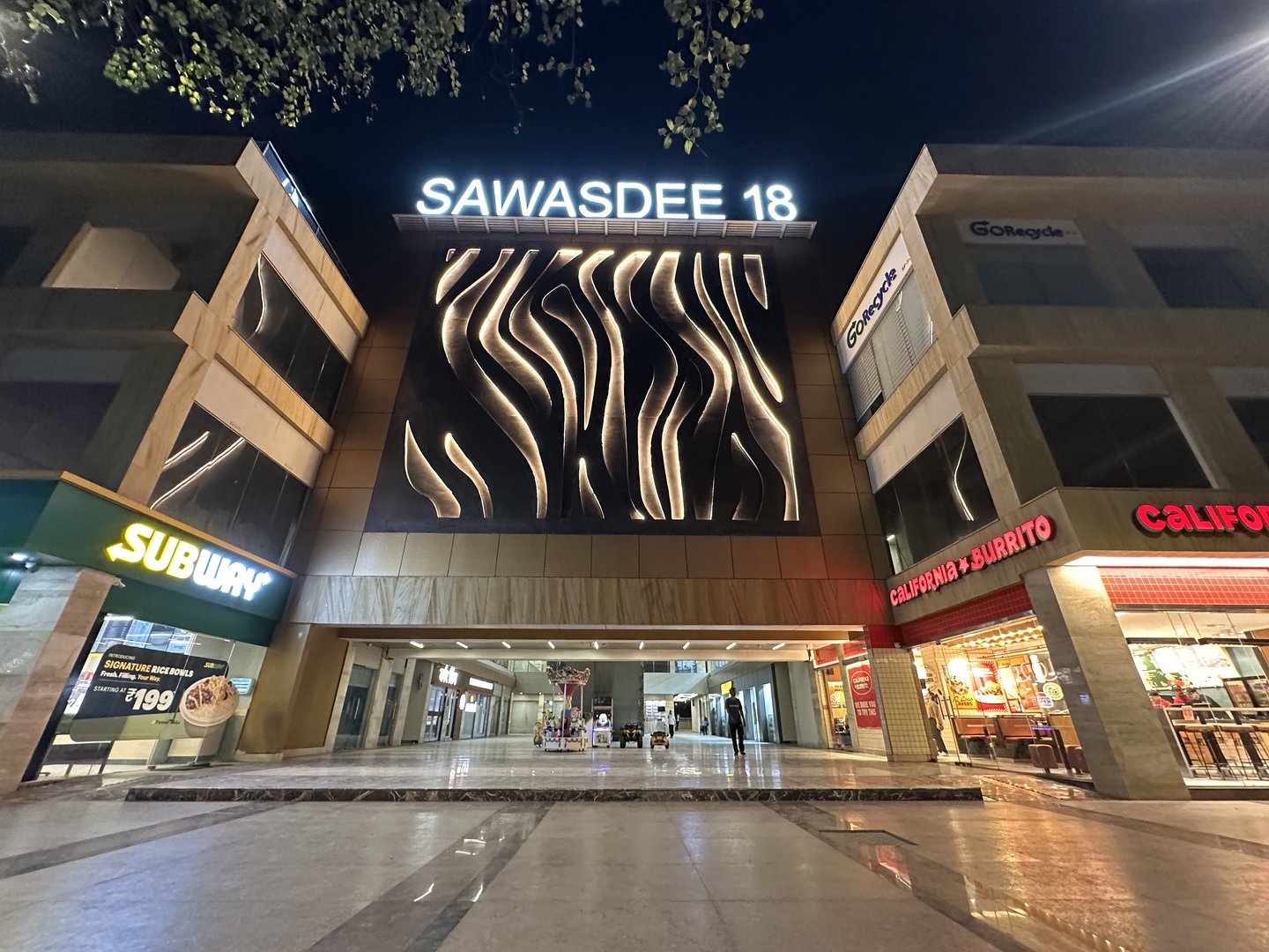 Galaxy & Sawasdee Group launches Rs 135-crore high-street retail ...